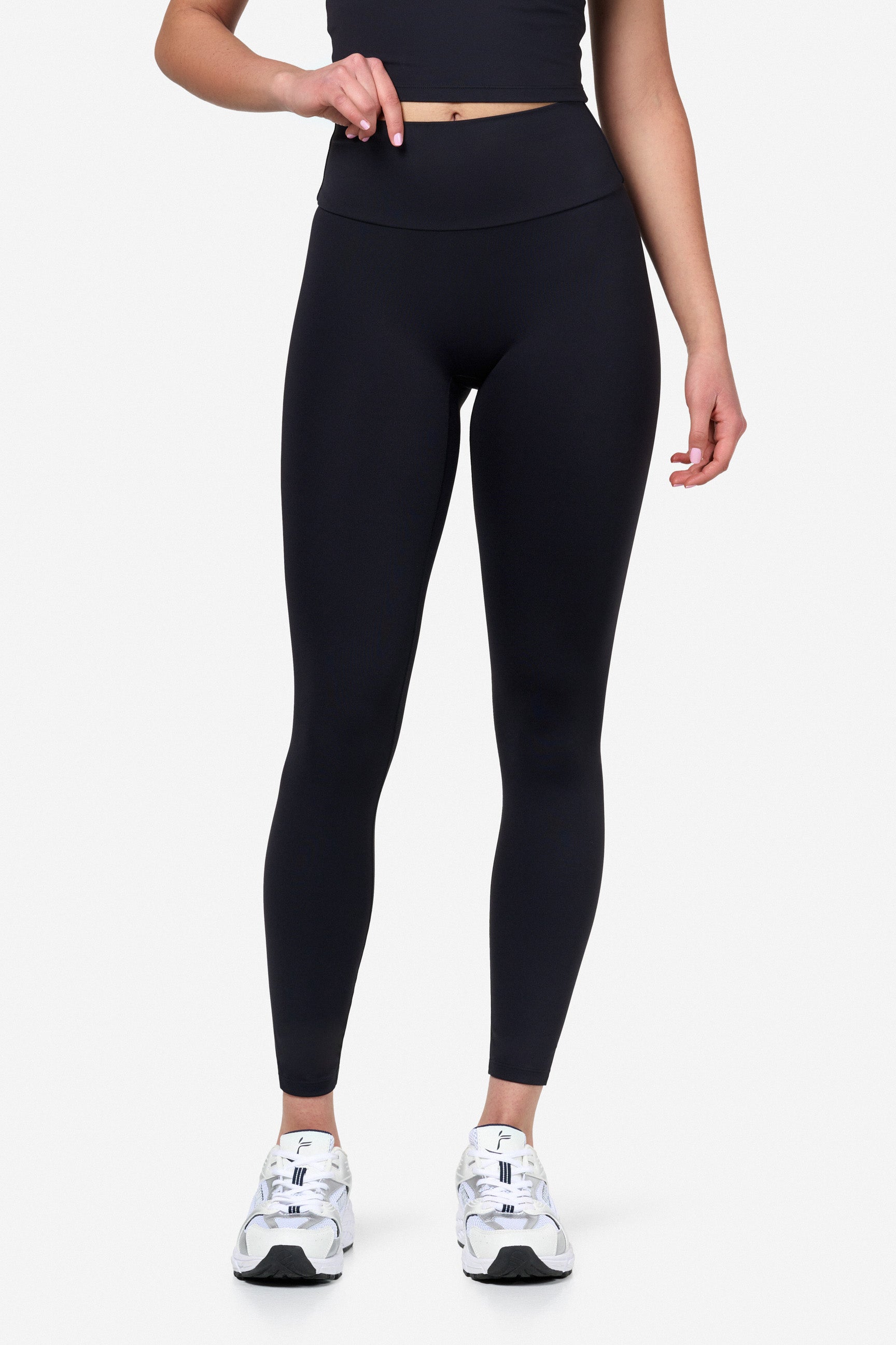 Signature Tights | Athleisure & Performance | Bestseller – Famme